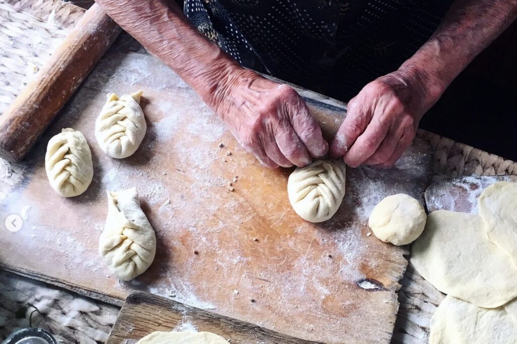 Kartuli Eso Gutschein bequem online bestellen